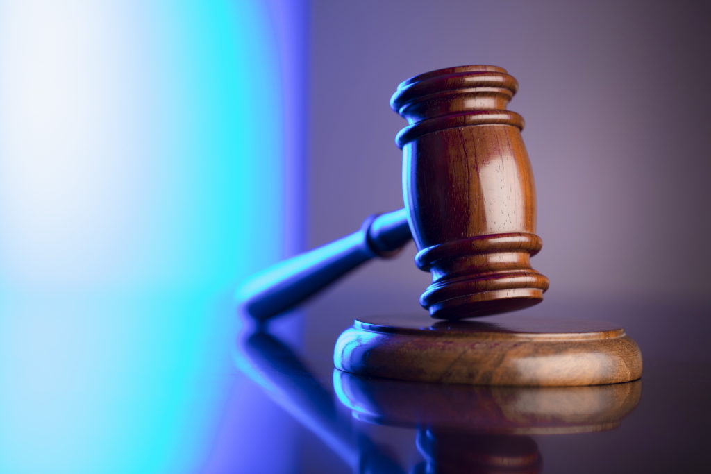 Os principais símbolos jurídicos: sua história e usos atuais | Javali